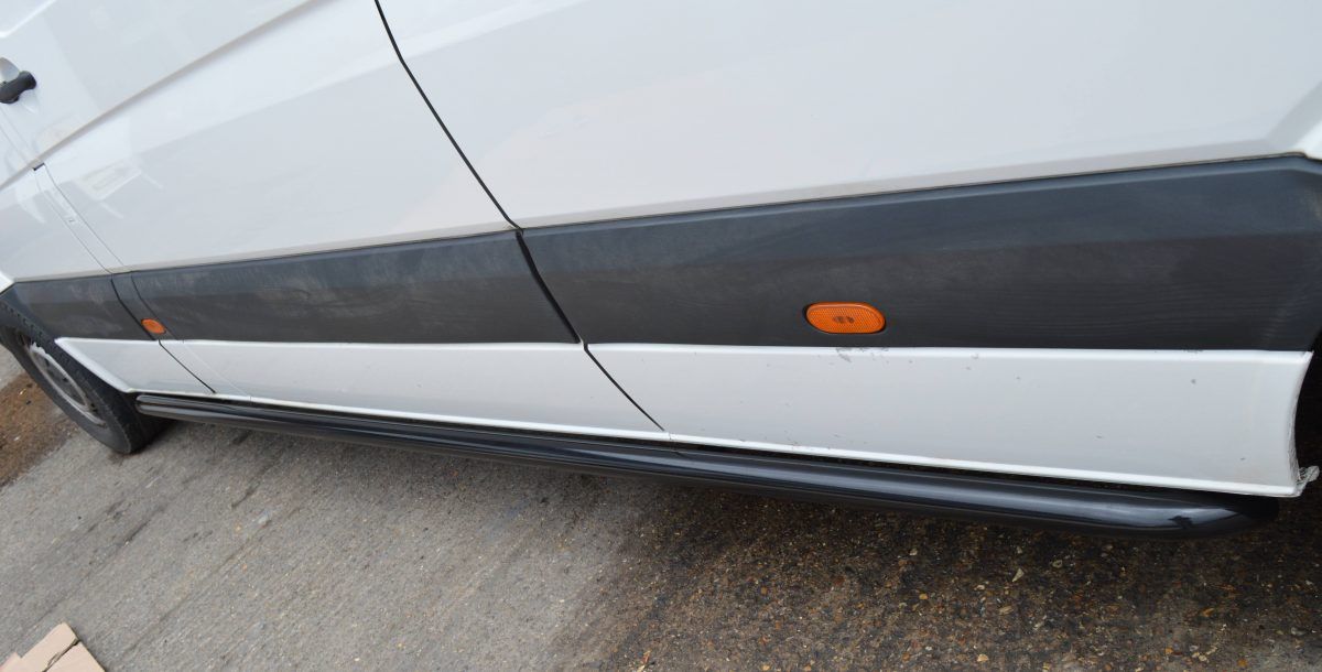 Sprinter/Crafter Gloss Black OEM Style Sidebars (LWB/XLWB L3/L4 ...