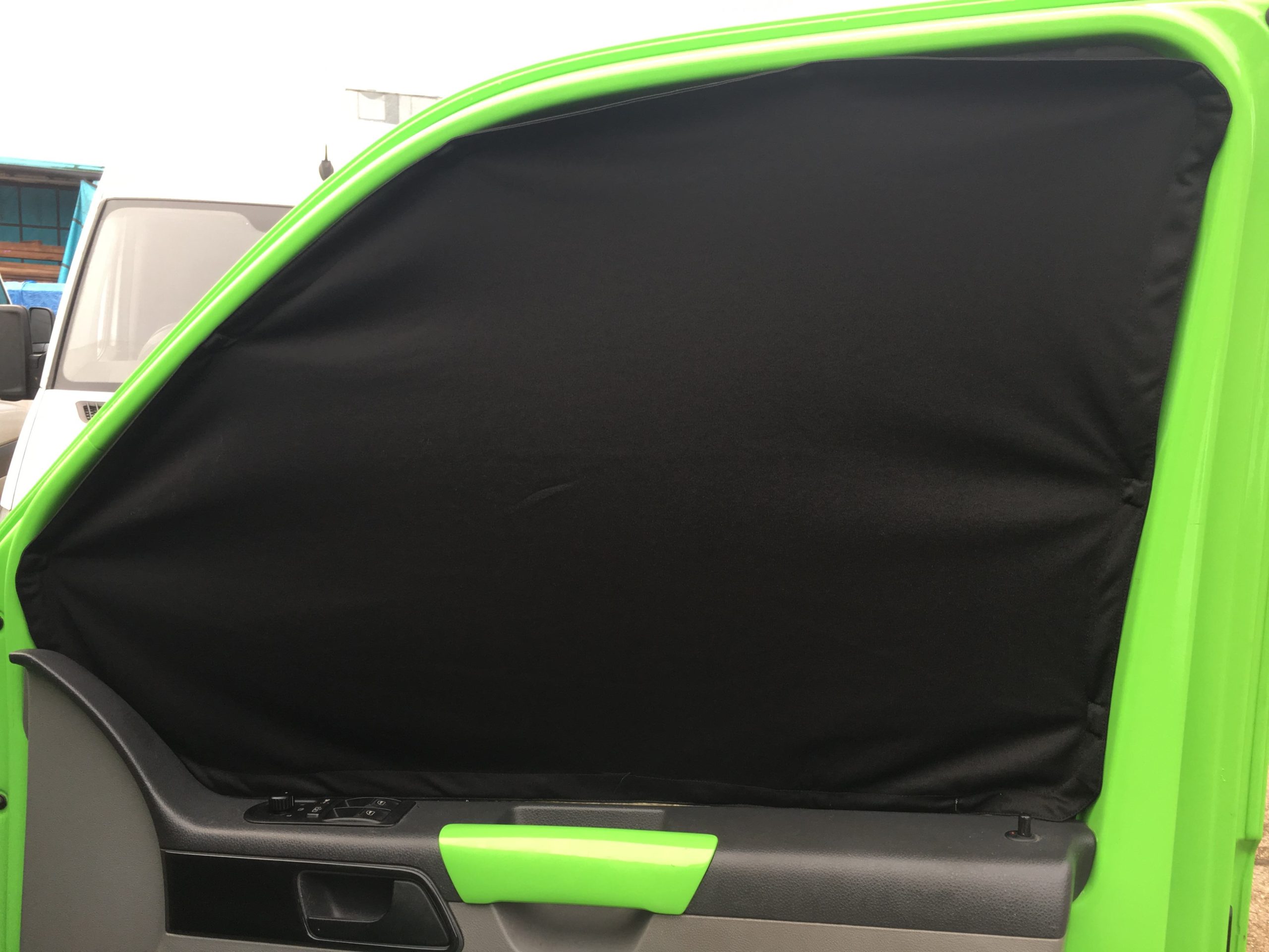 VW Crafter/Mercedes Sprinter Magnetic Cab Curtain Kits – Wholesale Van ...