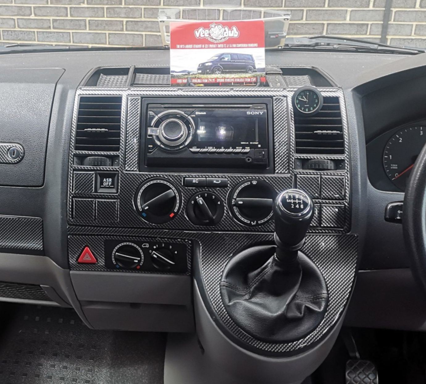 T5 Carbon Fibre Dashboard kit – Wholesale Van Accessories